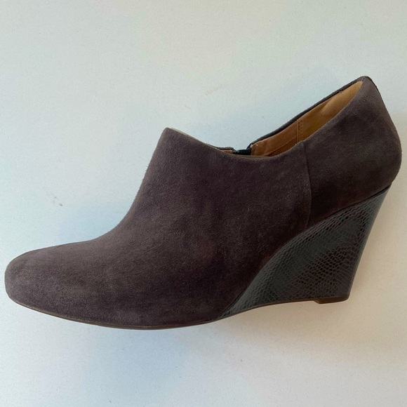 Clarks | Shoes | Clarks Artisan Purity Frost Wedge | Poshmark